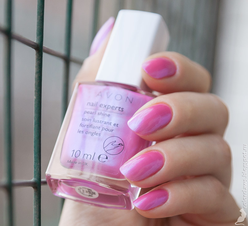 Of claws and color: Daily Claws: Avon Pearl Shine Sheer Lilac