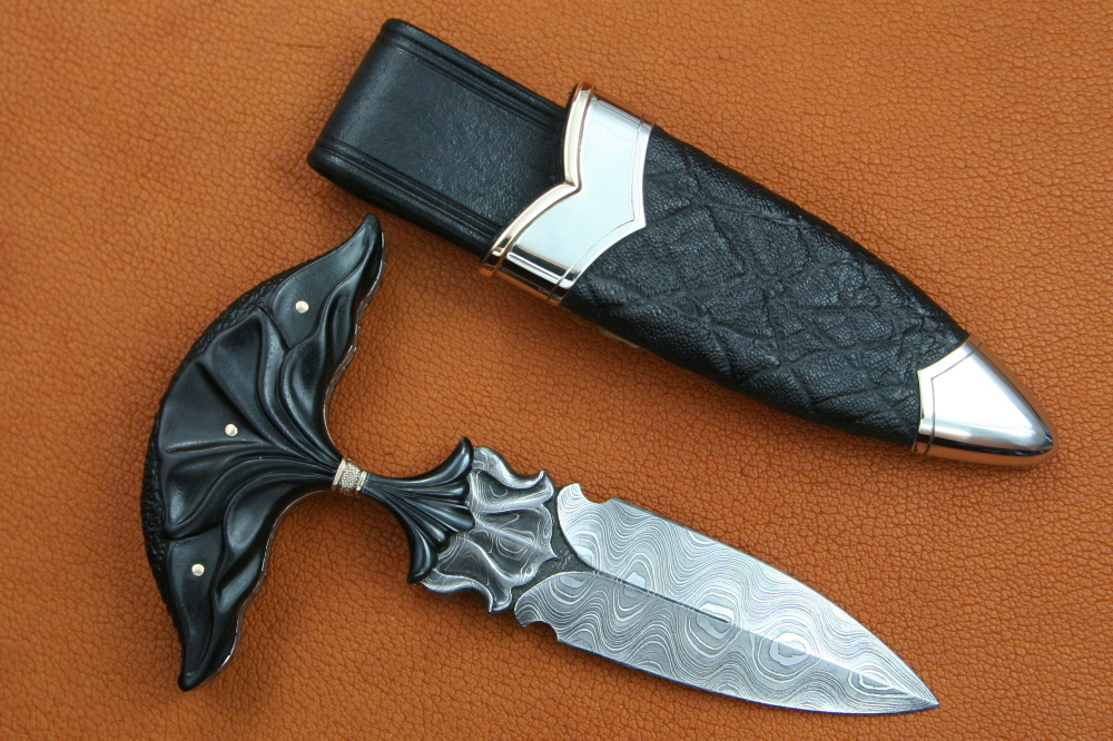 Knifeology Custom Knives: In Bound
