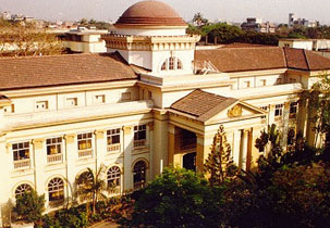 Courses Offered Science & Engineering Diploma (10)B.E / B.Tech (10)Phd ...