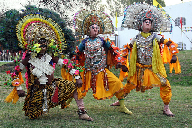 aLmoSt FaLLen AnGeL: Chhau mask from India