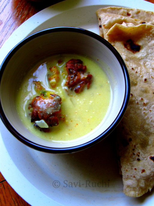 Savi-Ruchi: Pakode ki kadhi | Punjabi Kadhi Pakora Recipe