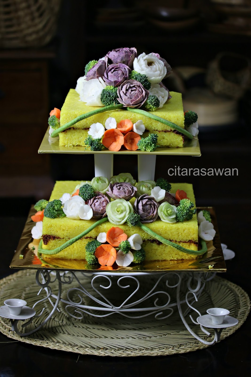 Pulut Kuning Berhias 2 Tingkat ~ Must Read!