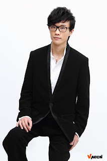 Top Fashion Lifestyle: Xu Song Will Hold His First Concert In Beijing