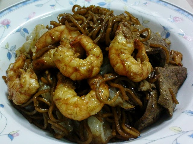 Jane Yee's food & life diaries: braised yee mee 焖伊面