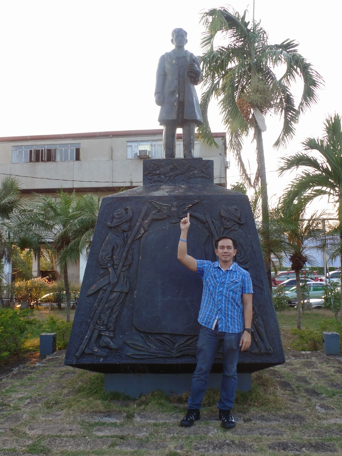 RIZAL IN CARDONA RIZAL | DR. JOSE RIZAL MONUMENTS