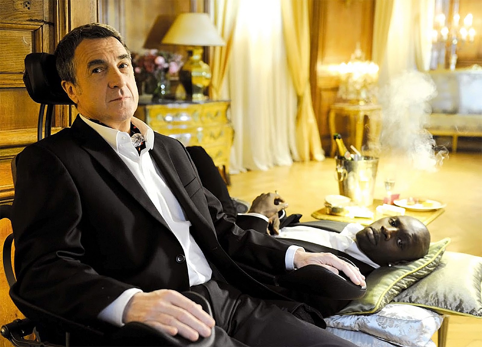 Le nouveau cinéphile: Test du Blu-ray de Intouchables