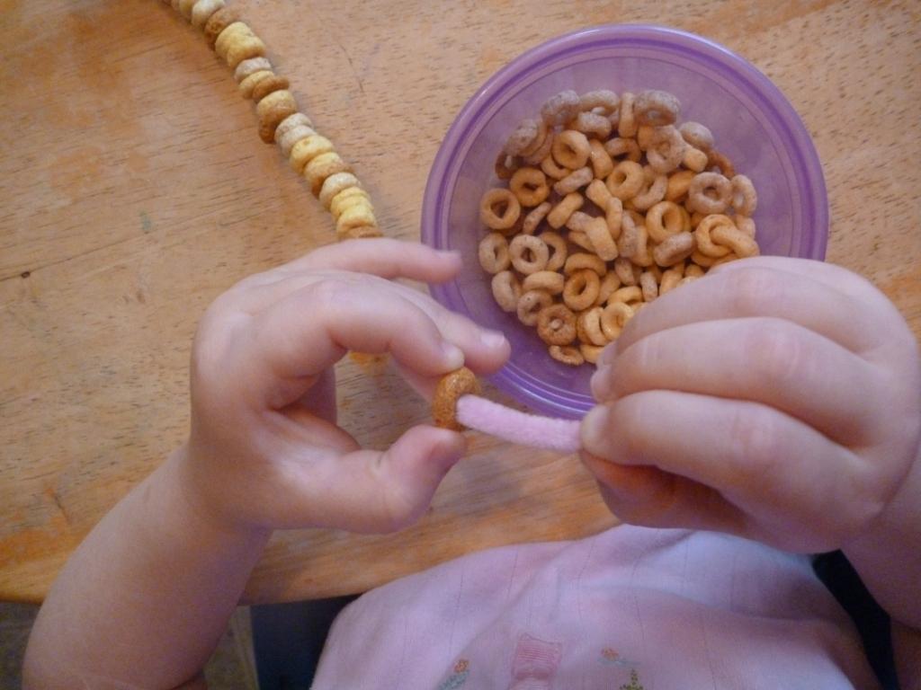 Savor The Days: Cheerios Bracelet
