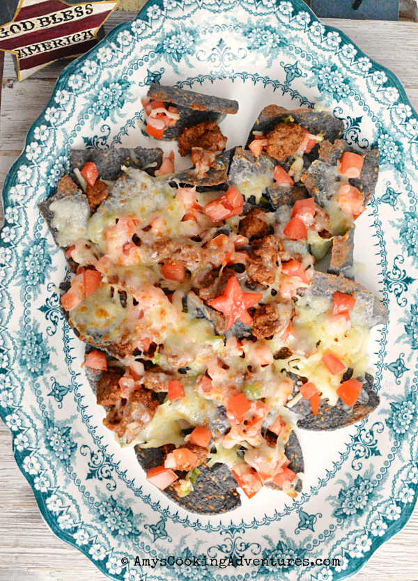 Red, White, & Blue Nachos #July4Recipes #CookoutWeek