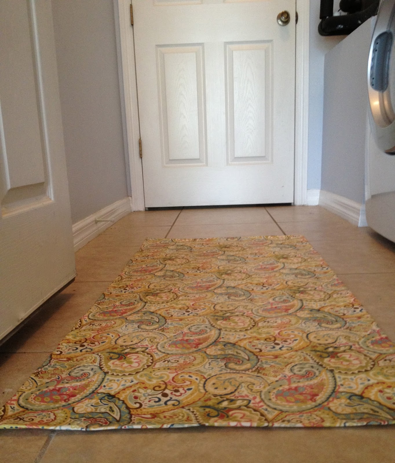 Make a Simple Custom Rug with Fabric - Overthrow Martha