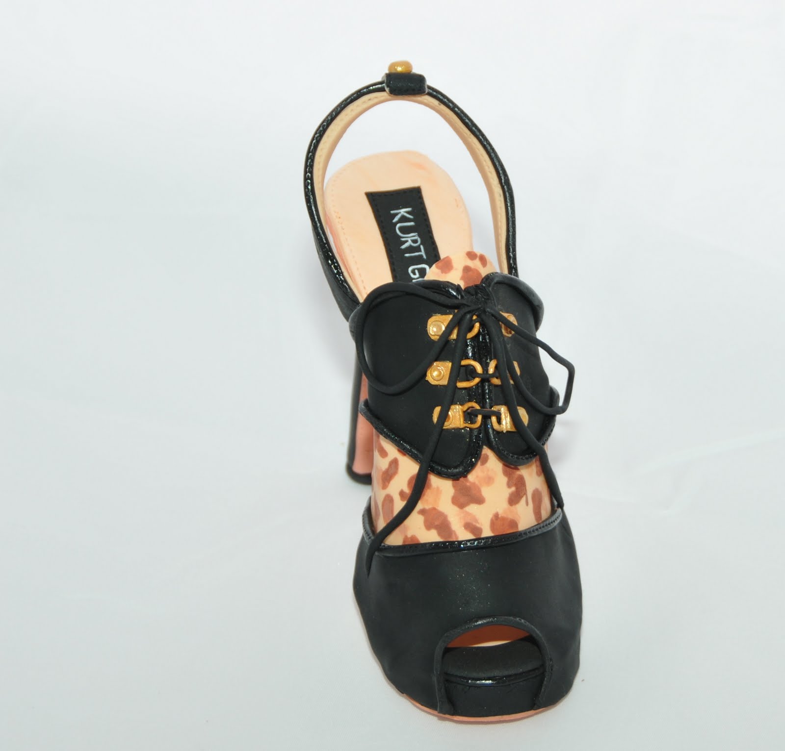 Caromel: Bayswater Mulberry Handbag - Cake & Kurt Geiger shoes