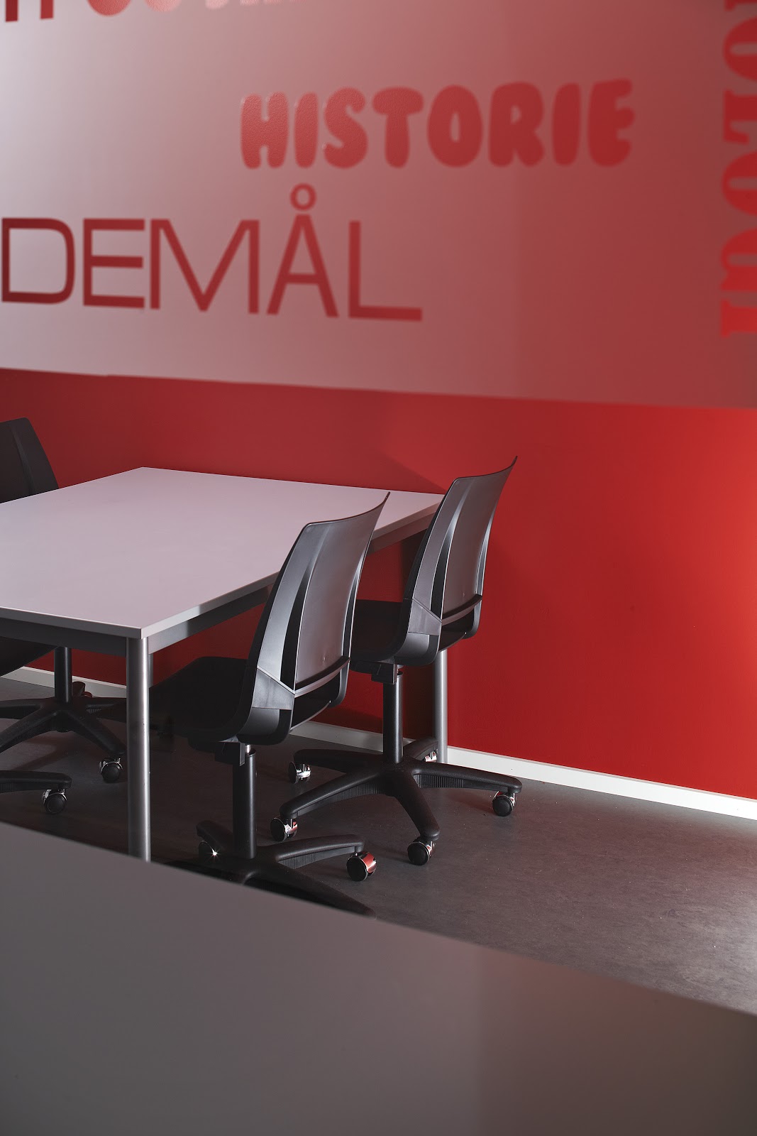 Leading Interior Solutions : Sam Eyde Vgs, Arendal