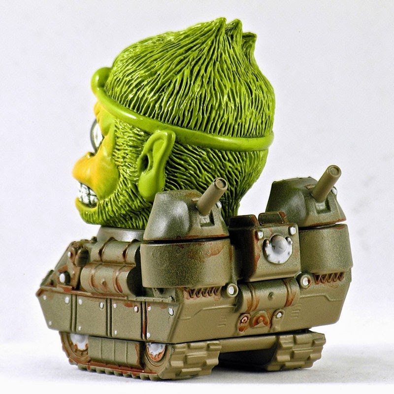 Silent Auction for “CYCLOPS TANK" from Plaseebo (#10x10)