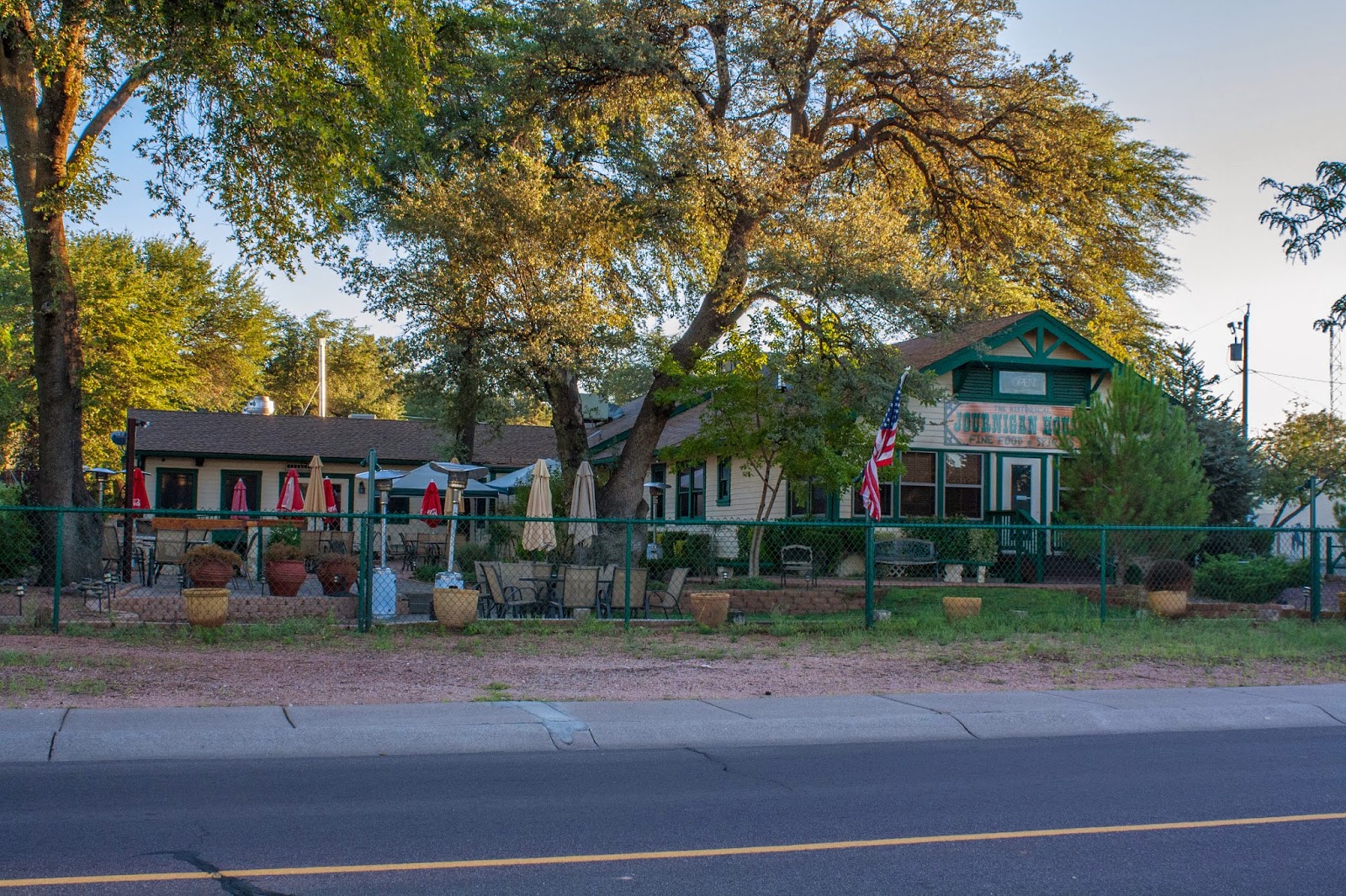 Ladee's Travels: Payson, Arizona - Ox Bow Saloon on Historic Main Street