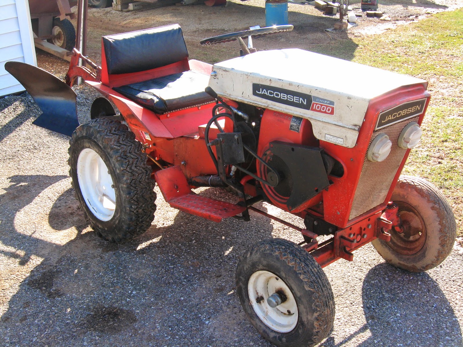 Jacobsen Chief GArden Tractors: June 2014