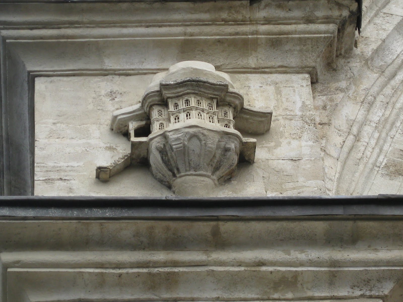 Travelmind: Compassionate architecture: bird houses and sparrow mansions