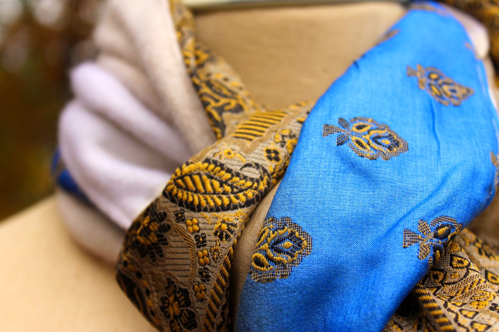 RagingWool: An amazing scarf series.