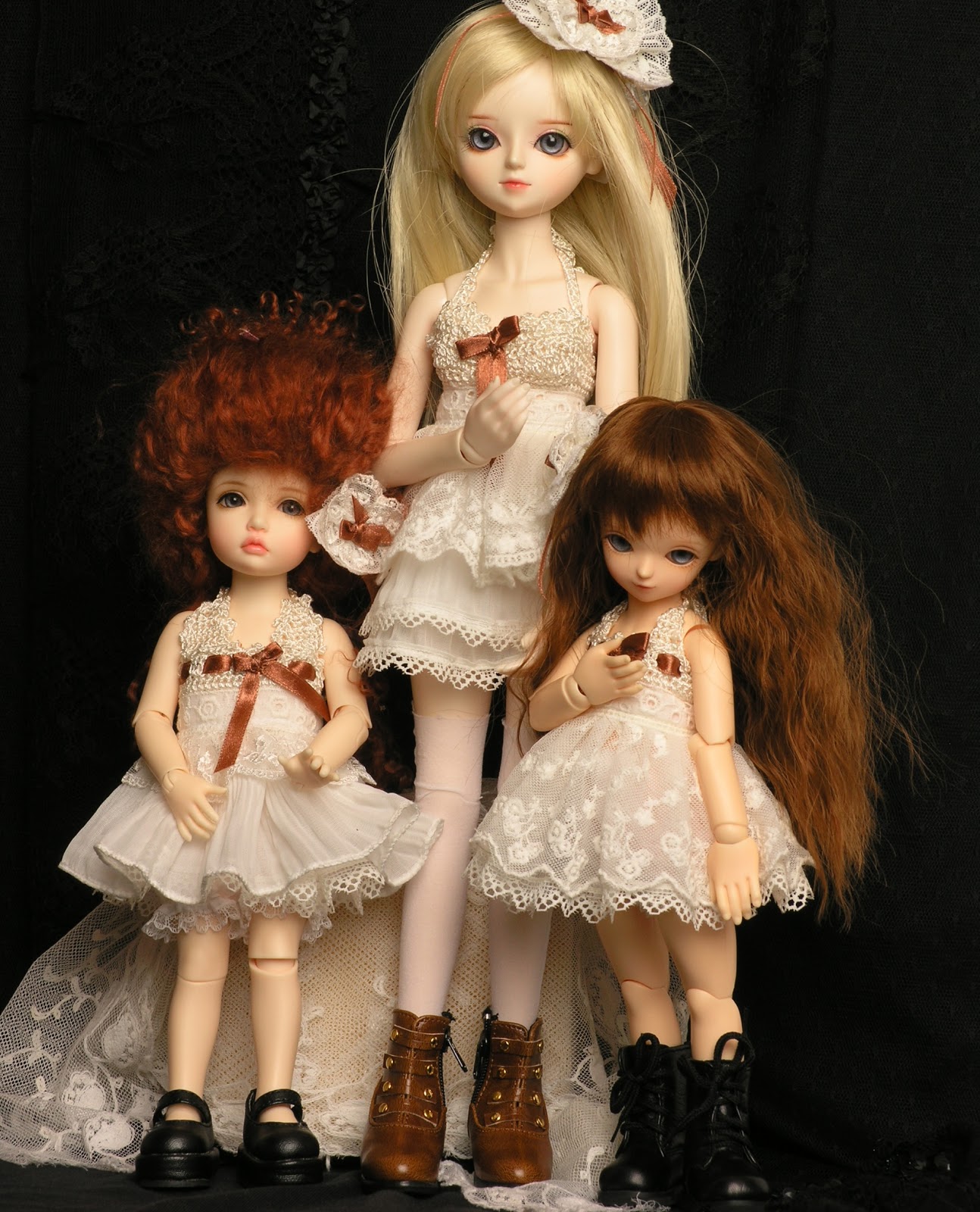 Lots of Lovely Lace BJD Dresses | A Doll Dresser