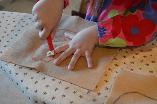 Art Threads: Puppets by Charlie