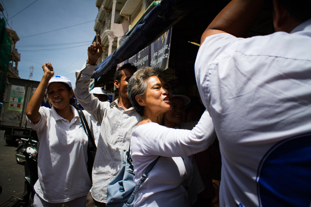 ki-mediakh: A day in Phnom Penh with Tioulong Saumura | Sam Rainsy ...