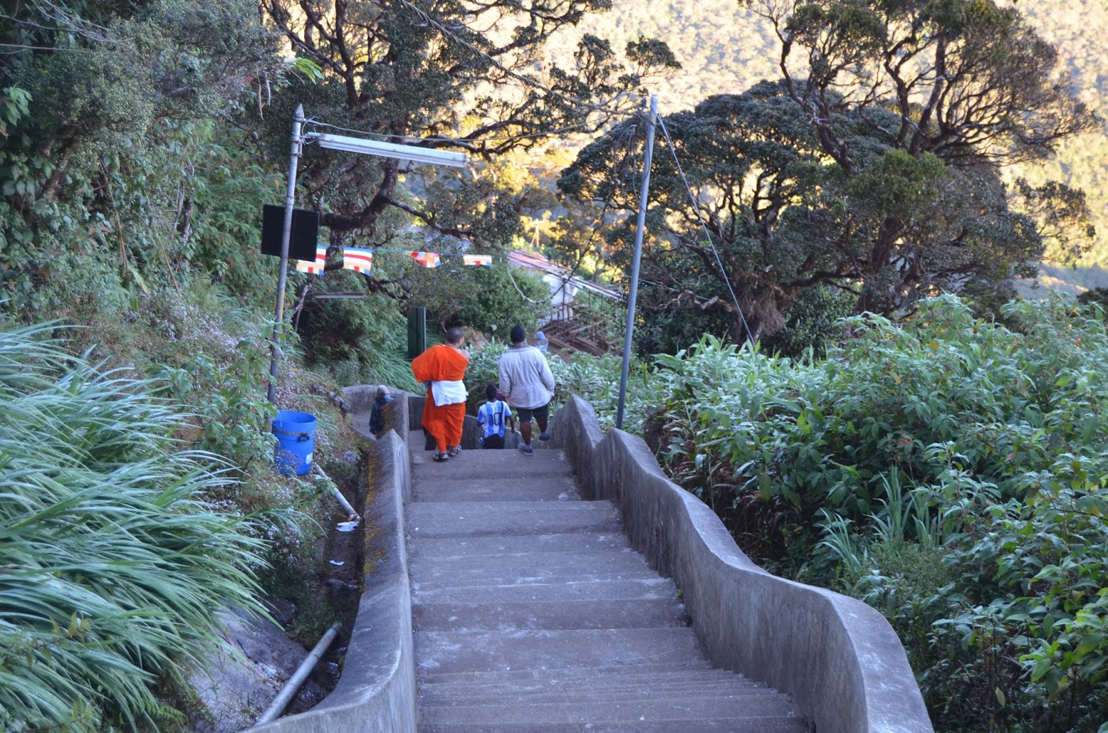 AbiTravels: Sivanoli paatha malai