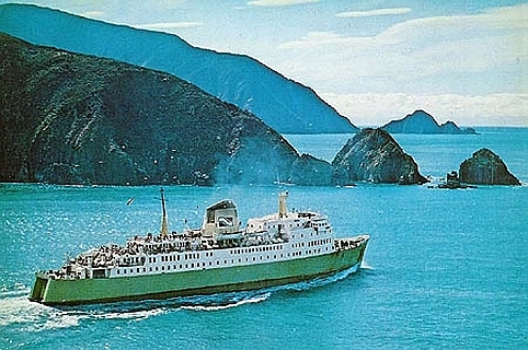 transpress nz: the Tory Channel entrance