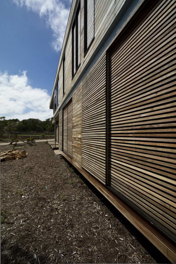 one off magazine: one house > linear house