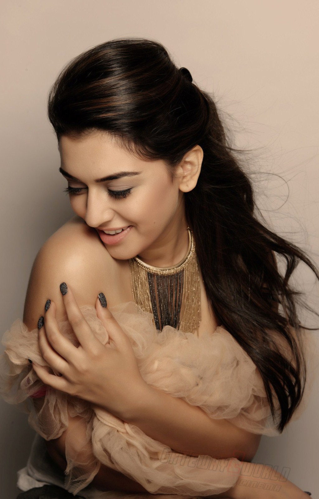 South Beauty Hansika Motwani Latest Sexy Photo Shoot Gateway To World Cinema