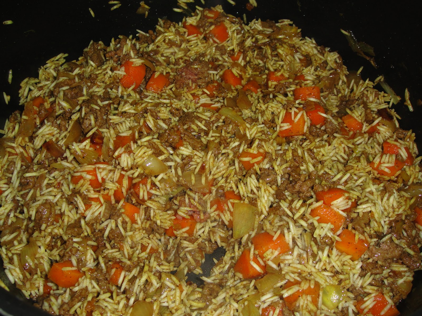 Maryam's Culinary Wonders: 234. Iraqi Carrot Rice
