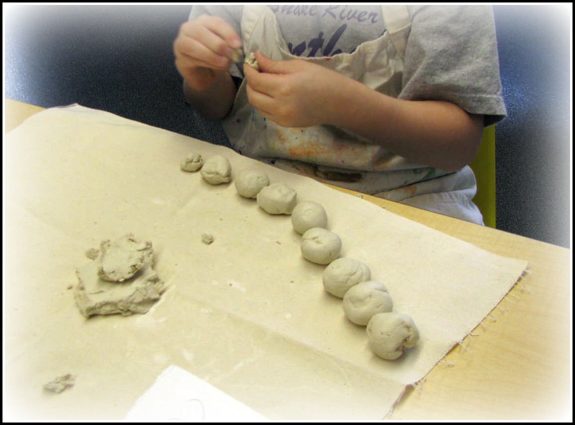 PLATEAU ART STUDIO: Clay Lizards