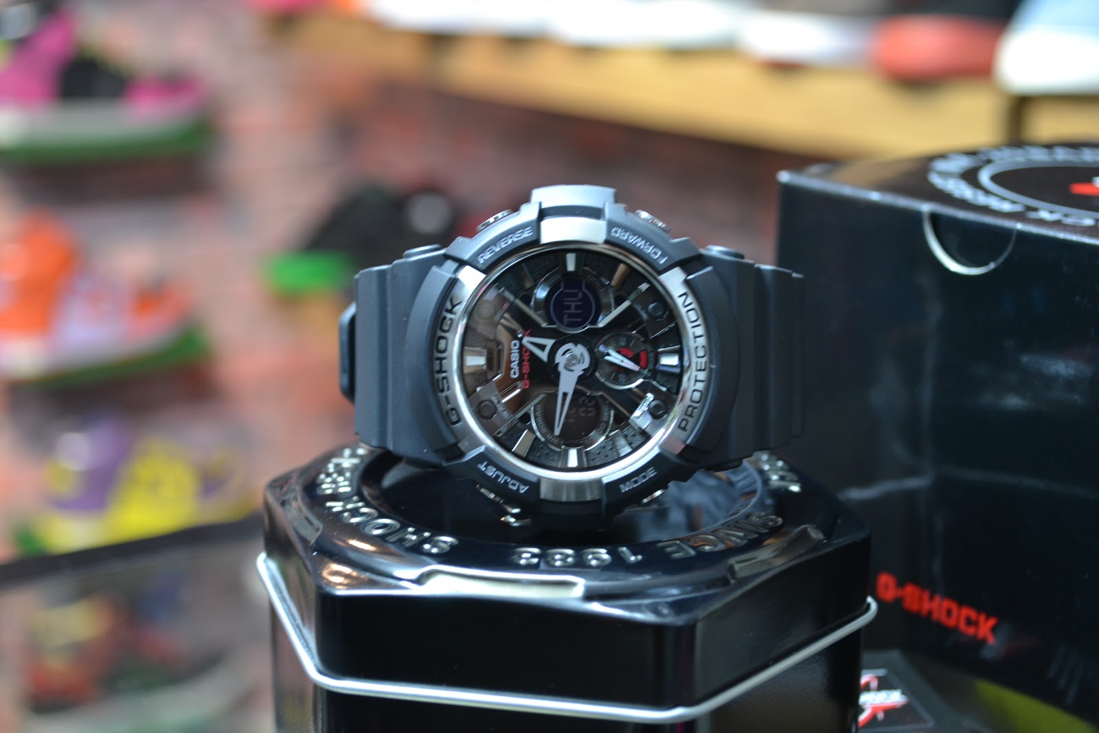 Shopwallstreet: นาฬิกา Casio G-Shock รุ่น GA-200-1ADR