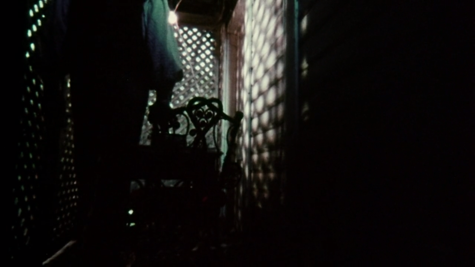 Tobe Hooper Appreciation Society: THAS: 'Eggshells' Is...