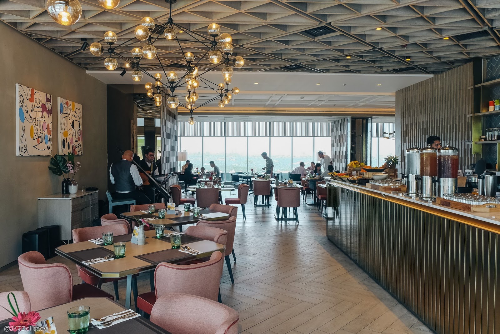JKTDelicacy.com: EPIK Sunday Brunch by Nusantara Restaurant at Mercure PIK
