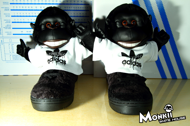 Monkii White House: Adidas Jeremy Scott Gorilla Monkey