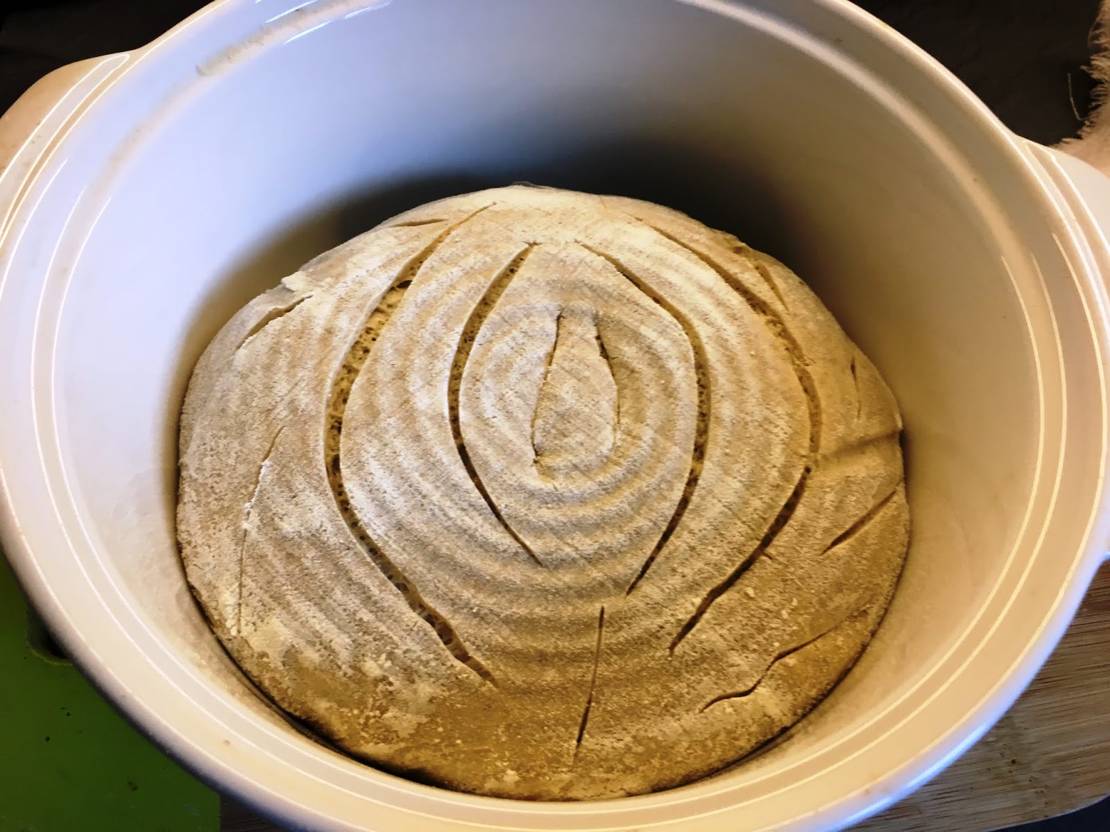 Kruh brez kvasa, fermentiran s kvasno vodo