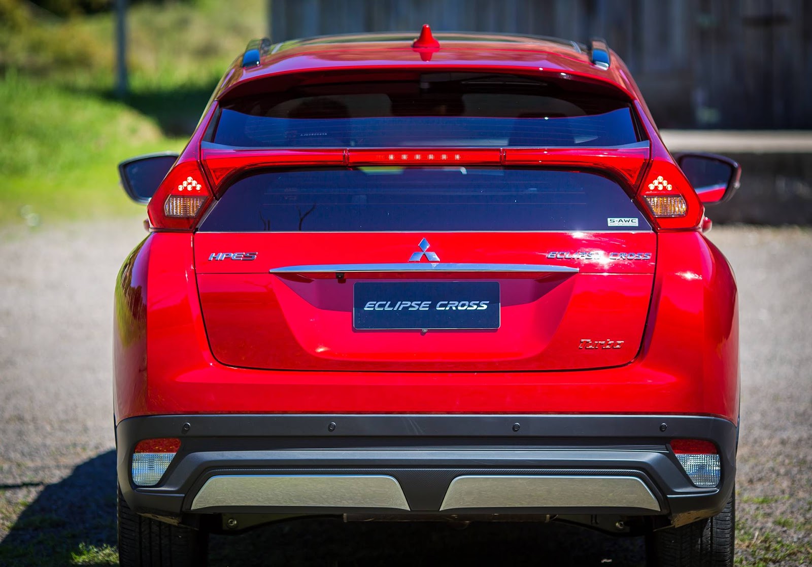 Mitsubishi Eclipse Cross: fotos, preços, consumo e detalhes