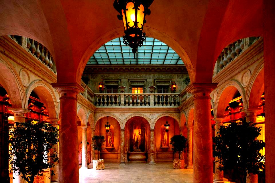 loveisspeed.......: Turandot Restaurant Moscow...