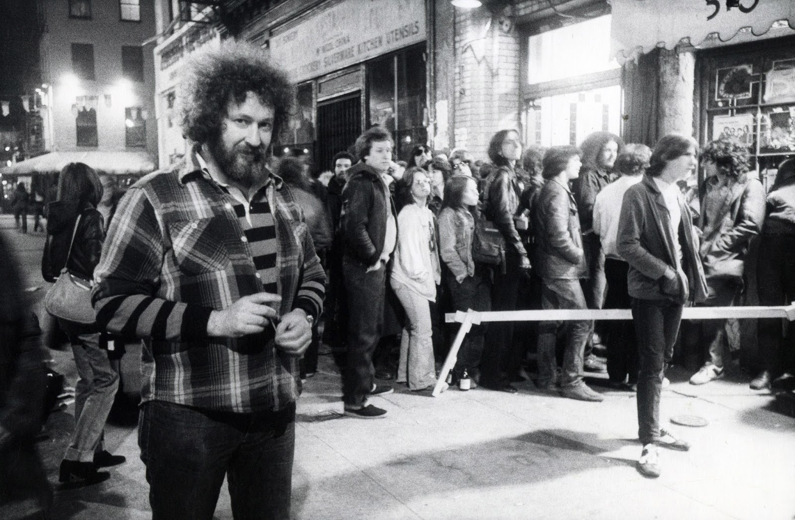 21 Amazing Black and White Photographs That Capture New York’s 1970s ...