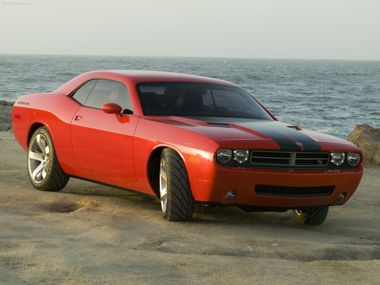2006 Dodge Challenger Concept