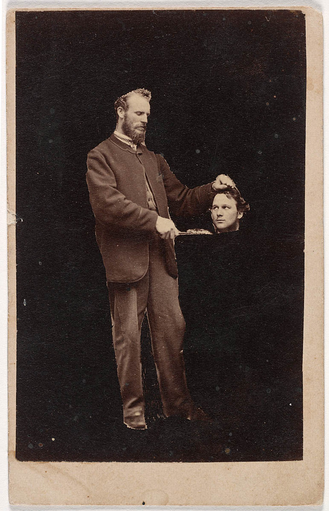 Before the Photoshop: Here Are 20 Creepy Headless Portraits From the ...