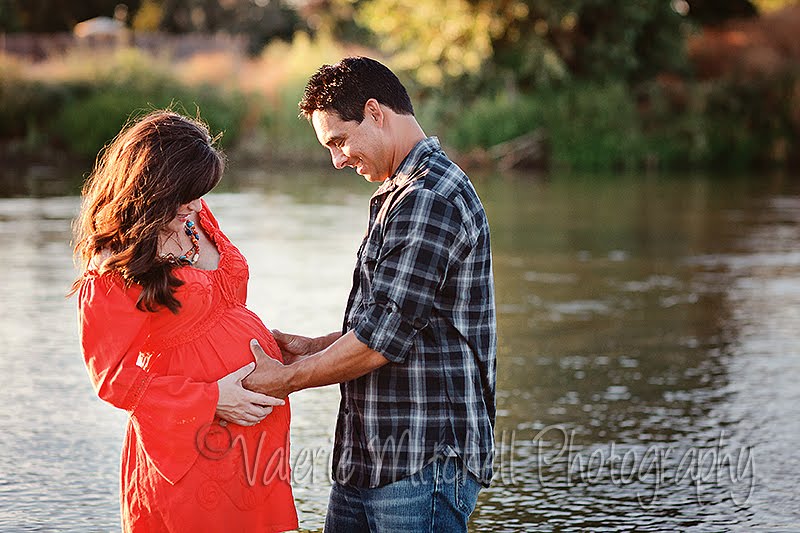 Valerie Mitchell photography: "A Perfect Time For A Sweet Little Girl"