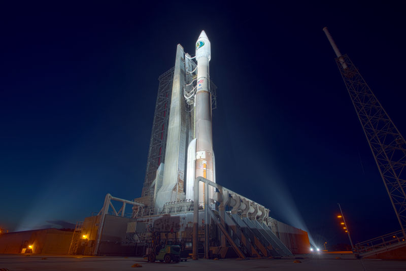 DAILY: The World's Fastest Rocket Just Launched a Secret Spy Satellite