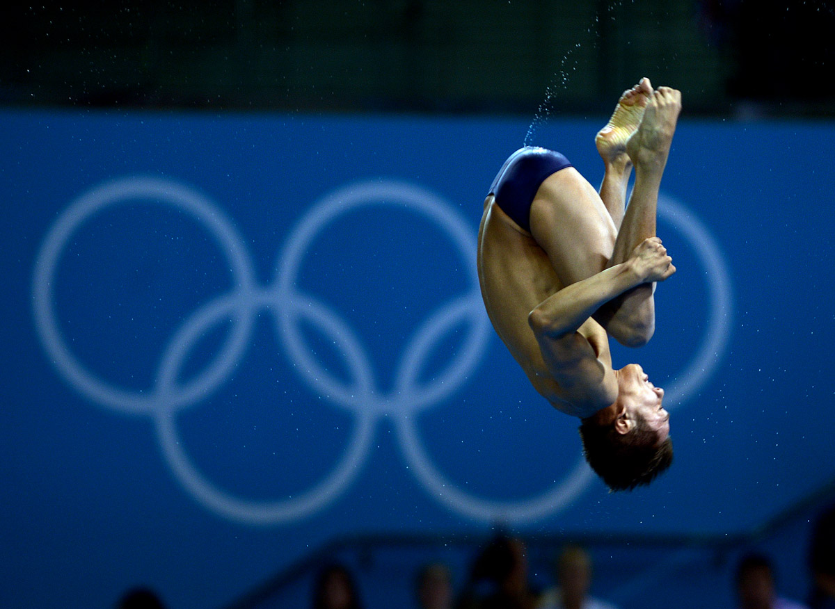 DIMENSION Real de Colima: CLAVADOS