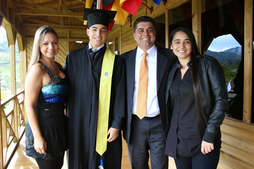 MALUMA: Maluma y su familia