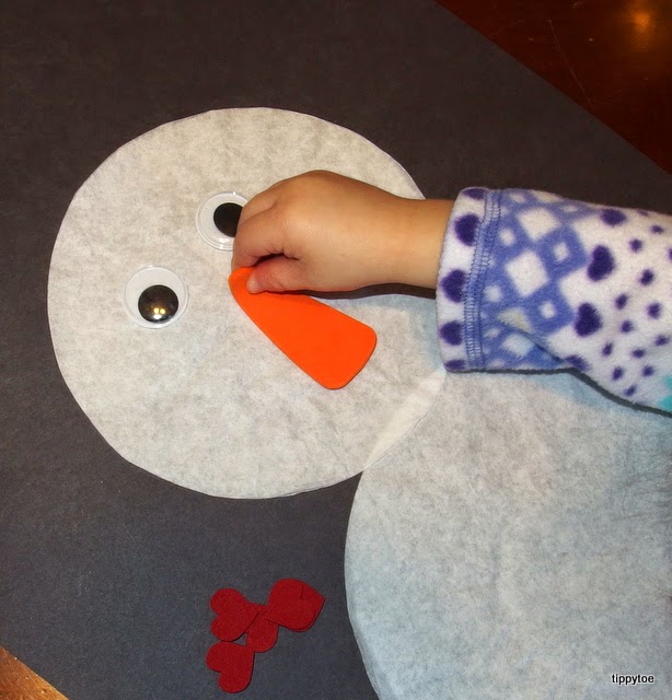 Tippytoe Crafts: Waving Snowman Craft