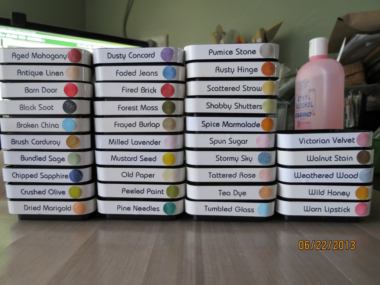 Ligaya's Creativity Zone: Organizing My Tim Holtz Distress Ink Pads ...