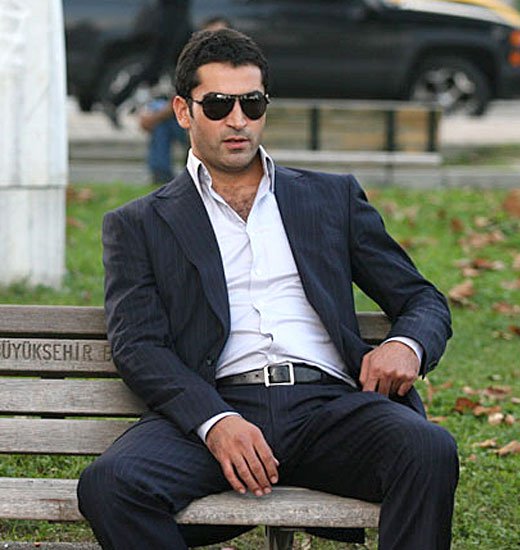 ZONA DRAMA TURKI: Drama Turki Ezel