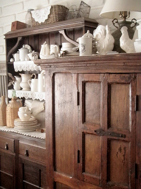 Cabin & Cottage : January Country