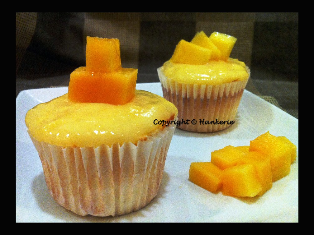 Fresh Australian Mango Cupcakes ~ Hankerie