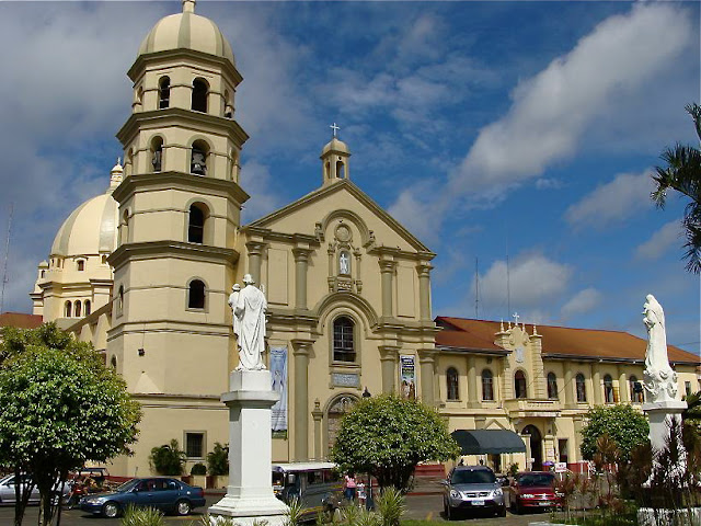 1784: Around Lipa: The Cathedral