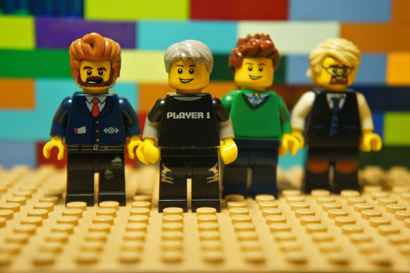 LEGO #001 Assorted MINIFIGURES Regular Guys w/ Cool Hair Pcs - x4 ...